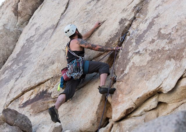 Outdoor Voyage | Rock Climbing 101: Basic Climbing, Belaying, & Rappelling
